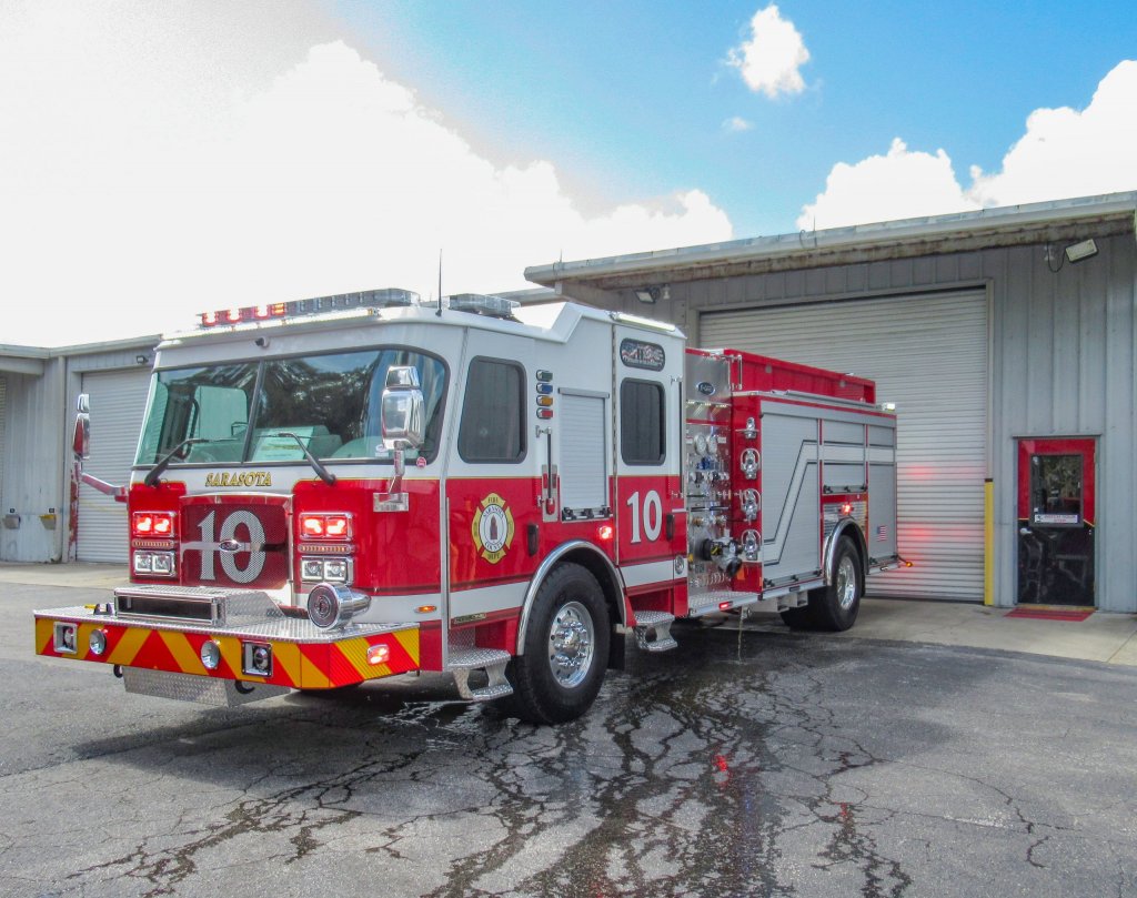 Cyclone Custom Pumpers - E-ONE