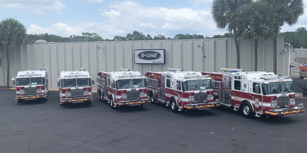 Custom Pumpers - E-ONE