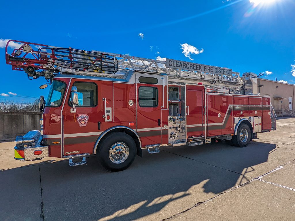 HP 78 Aerial Ladder - E-ONE